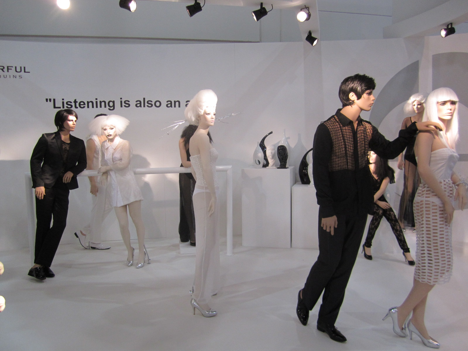 333 Fotos de inspiración para el diseño retail - visual merchandising